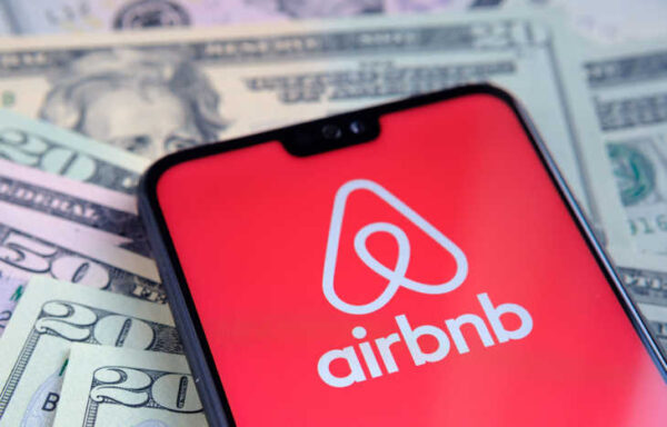 How to Invest in Airbnb: The Pros and Cons | Investment U